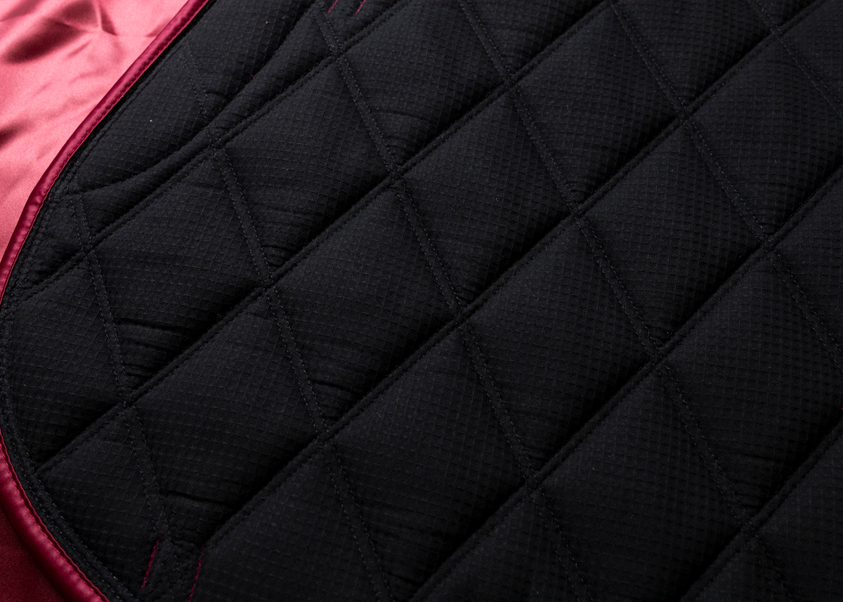 'The Empress' Ruby Red Jewel Jump Saddle Pad – Eloquence Equestrian